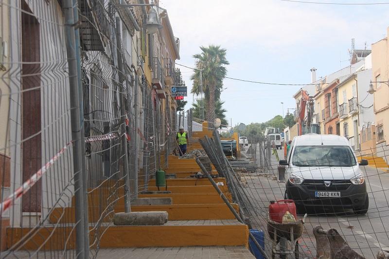 El Ayuntamiento de Lucena mejora la accesibilidad de la calle Calzada ... El Ayuntamiento de Lucena mejora la accesibilidad de la calle Calzada ...